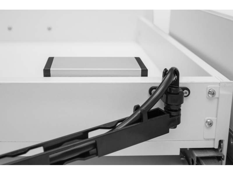 EVOline Wing | Kabelführungen online entdecken | officebase.ch