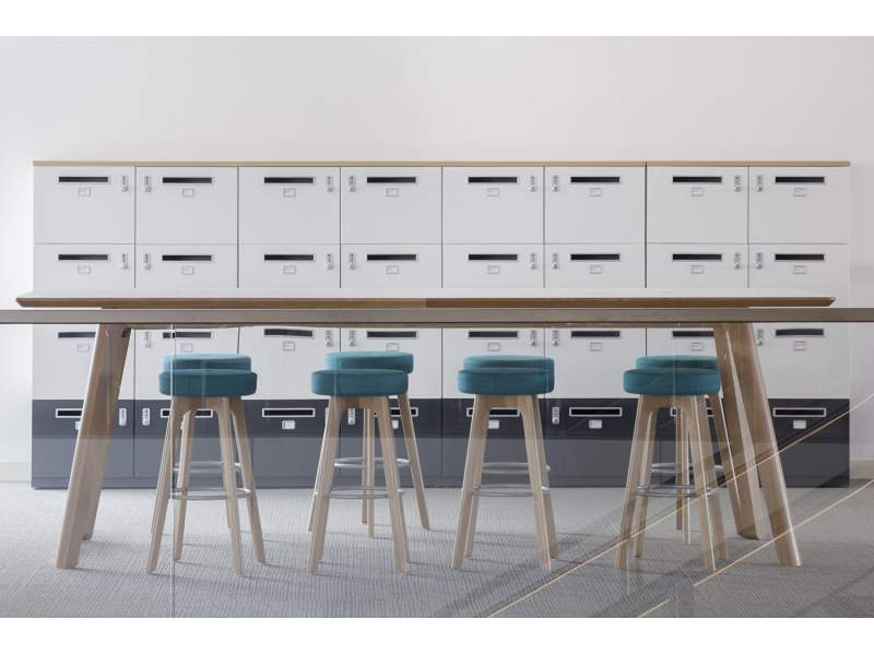 Connection Centro | Team-Tische online entdecken | officebase.ch